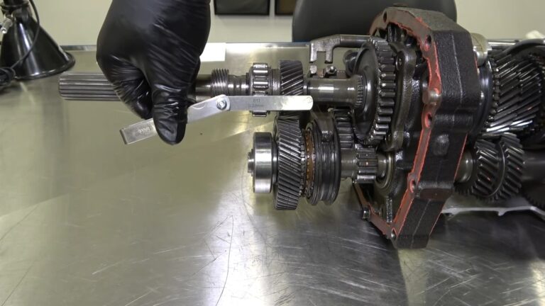 Beginner's Guide: Understanding and Using a Feeler Gauge for DIY Projects